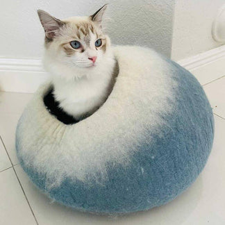 Sky Blue & White Cat Cave – Cat Cave Co